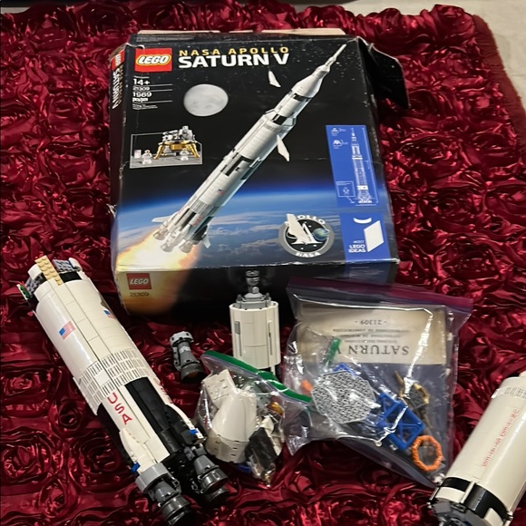 Lego | Toys | Lego Nasa Apollo Saturn V Building Kit White | Poshmark